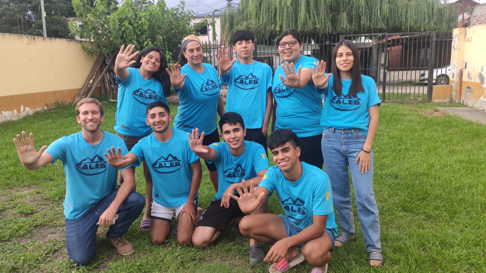Miles de jóvenes en Argentina participan del programa misionero Caleb ...