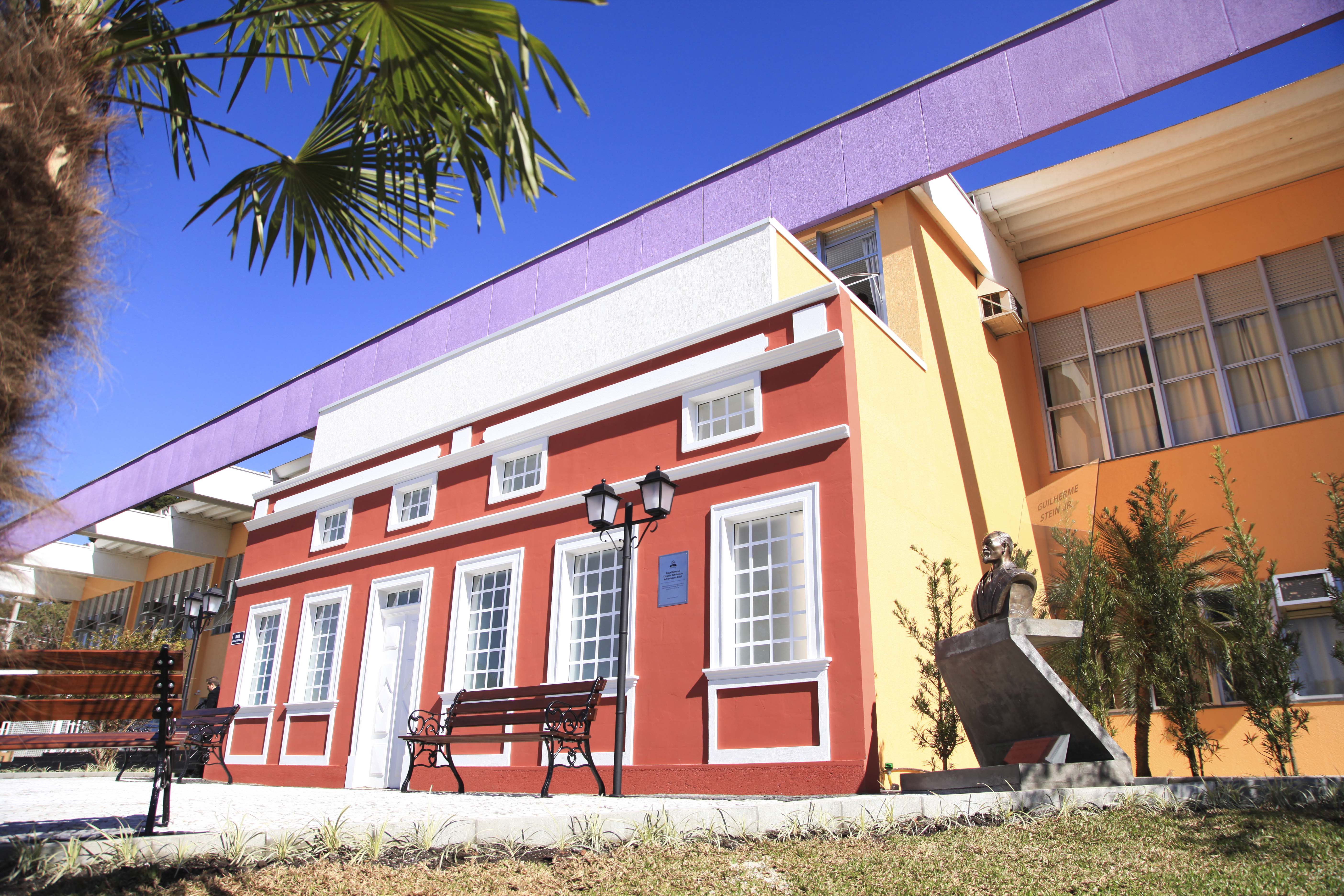 Réplica de fachada da primeira Escola Adventista do Brasil é inaugurada ...